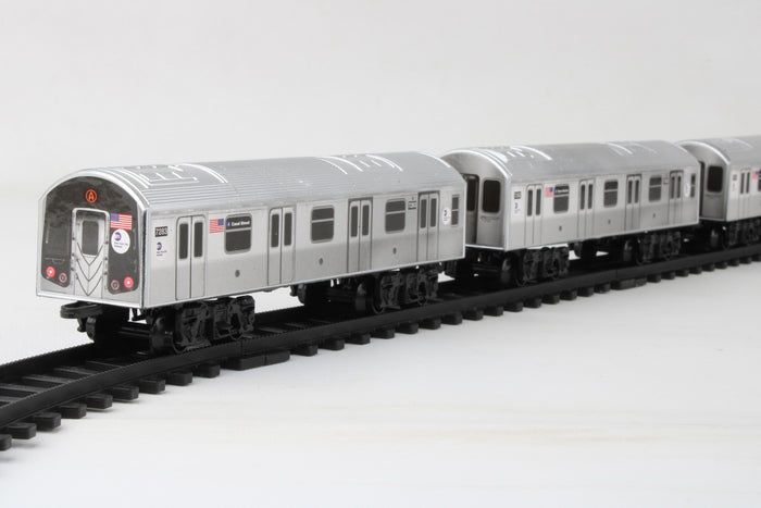 MTA 3 PIECE TRAIN SET W/TRACK